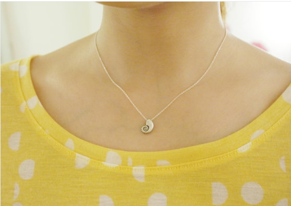 The Little Mermaid, Ariels Voice Shell, Sterling Silver Chain Necklace ...