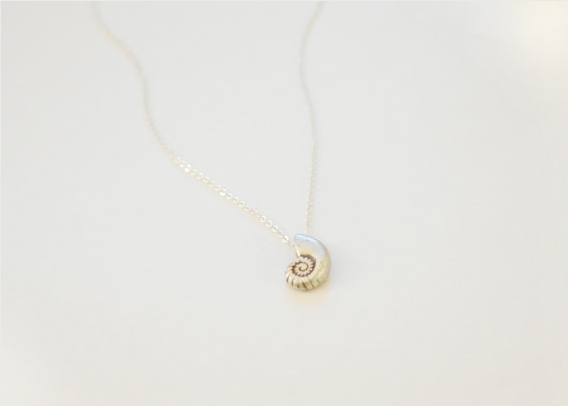 The Little Mermaid, Ariels Voice Shell, Sterling Silver Chain Necklace ...